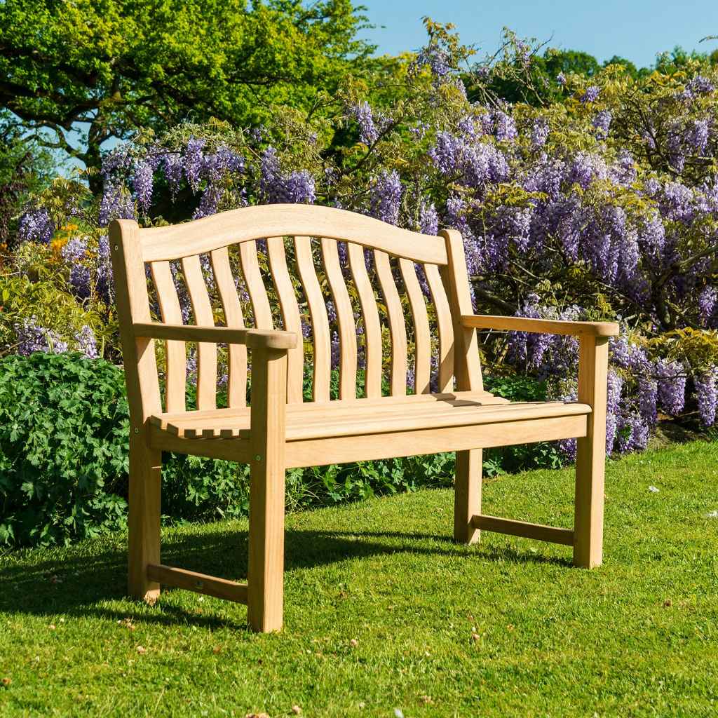 Roble Turnberry 4ft Garden Bench ? FSC Hardwood | MCD Garden Buildings
